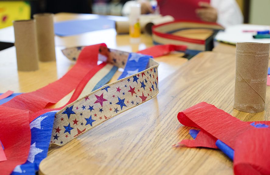 helium honors heroes // a helium inspires art project - Helium Creative