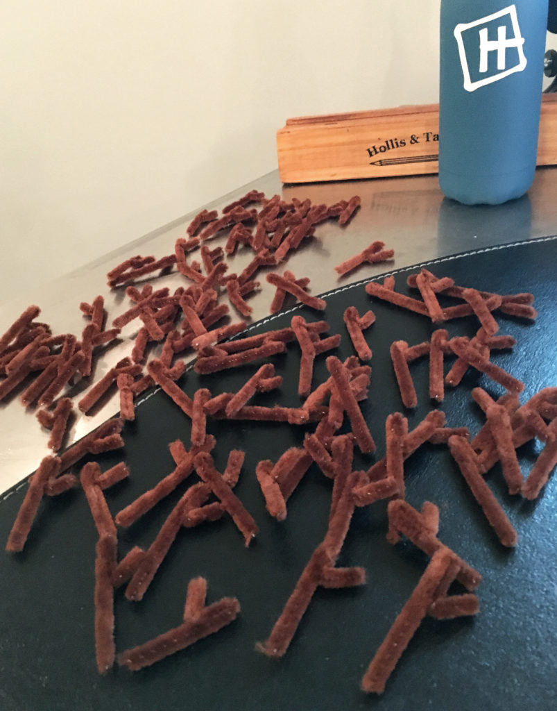 helium inspires // a holiday-filled art project - Helium Creative